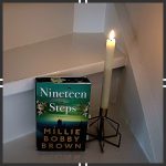 Nineteen Steps - Millie Bobby Brown | Roman | StoerLeesVoer