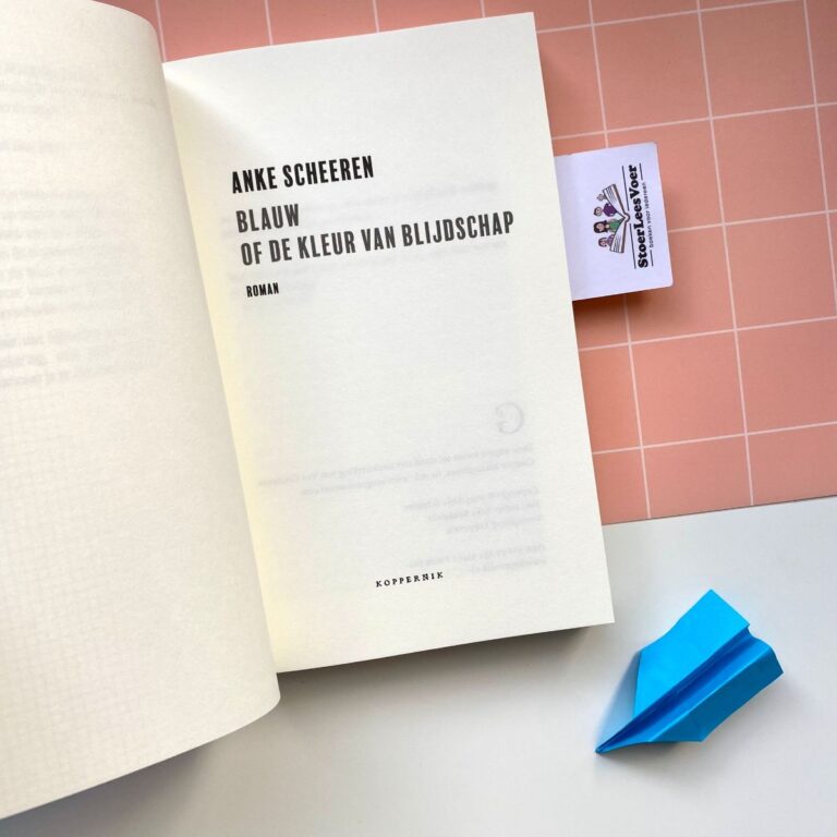 Blauw of de kleur van blijdschap - Scheeren Roman StoerLeesVoer