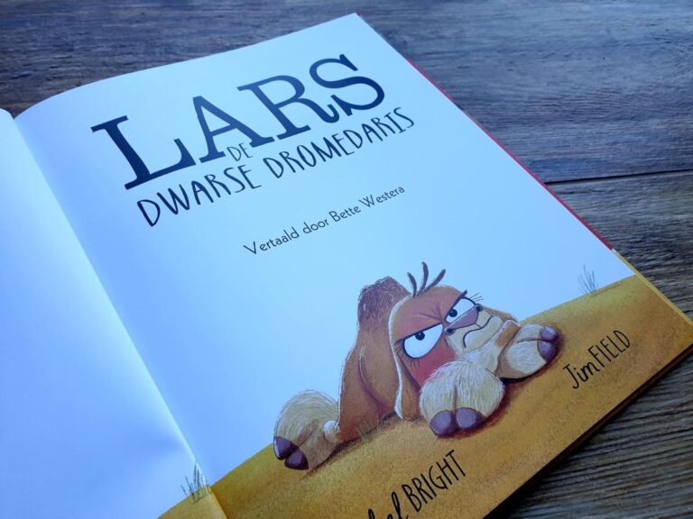 Lars de dwarse dromedaris - Bright | Prenten rijm | StoerLeesVoer